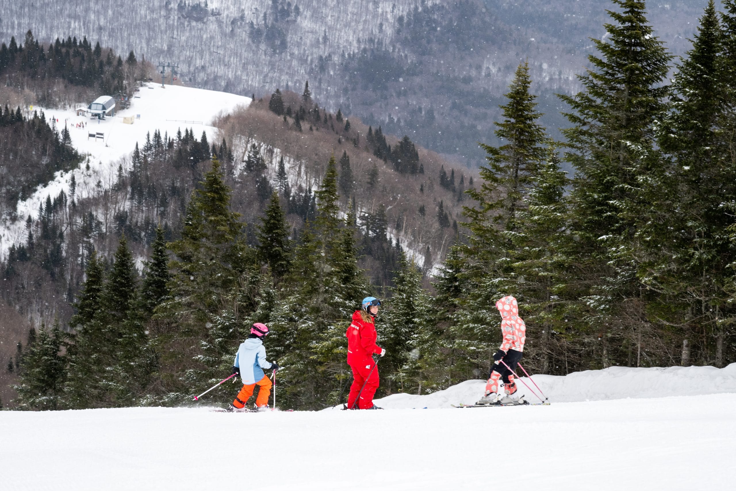 Beginner's Guide to Ski Lessons with Tremblant Snow School | Blogue ...